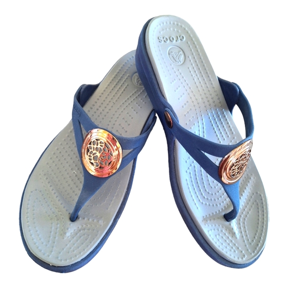 Crocs Shoes Crocs Sanrah Circle Wedge Sandal Silver Medallion Thong Flipflop Blue 7 Women